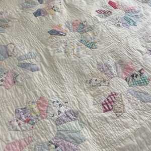 Handmade | Bedding | Vintage 94s Dresden Plate Patchwork Quilt Cutter ...